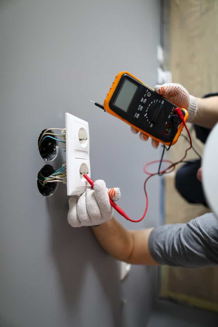 Electrical outlet and switch install Fort Worth